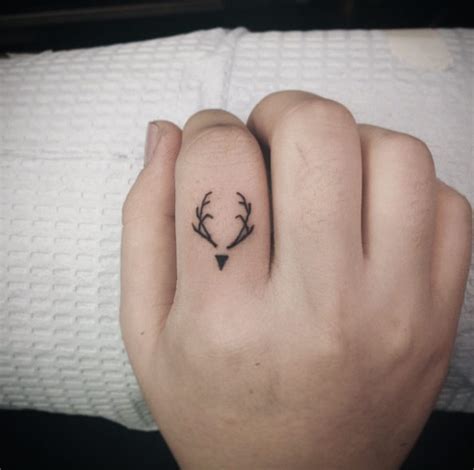 101 Tiny Girl Tattoo Ideas For Your First Ink TattooBlend