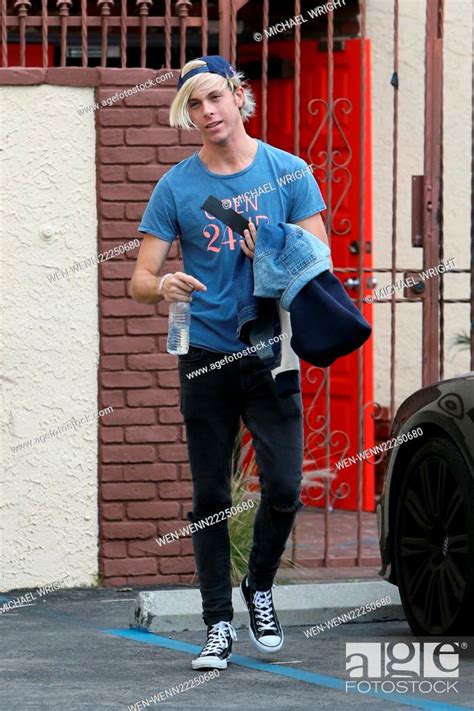 Riker Lynch Arrives At Dance Rehearsal For Dancing With The Stars
