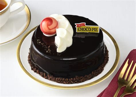 ロッテ「チョコパイ」、直系12センチのケーキに 銀座コージーコーナーとコラボ オトナンサー