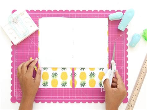 Easy Stapled Notebooks Damask Love