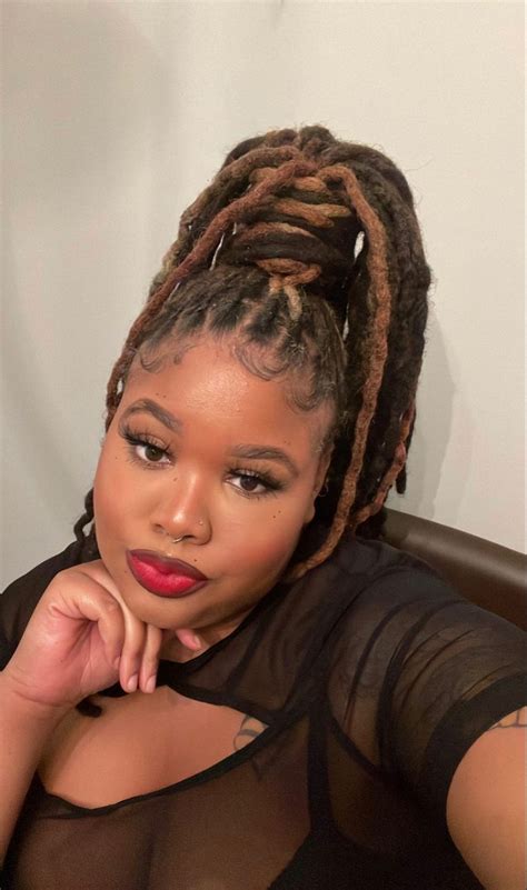 Pin On Nubian Queen Locs Faux Locs Hairstyles Locs Hairstyles Dreadlock Styles
