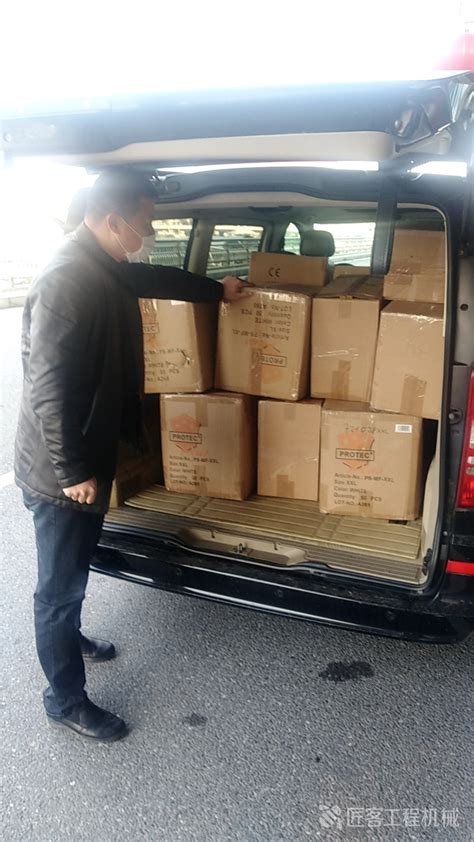 万众一心！中联重科将捐赠首批百万只口罩及医疗防护物资驰援疫情防控匠客工程机械