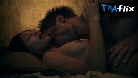 Cynthia Addai Robinson Breasts Scene In Spartacus Tnaflix Porn Videos