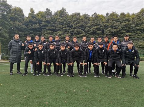 校足球队在“2019—2020全国青少年校园足球联赛（大学男子组）四川赛区”联赛中荣获佳绩新闻动态