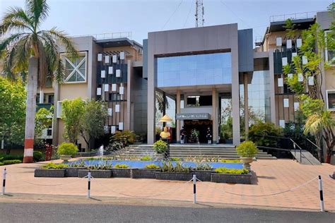 Yeshwantrao Chavan College Of Engineering Nagpur Btech Review By