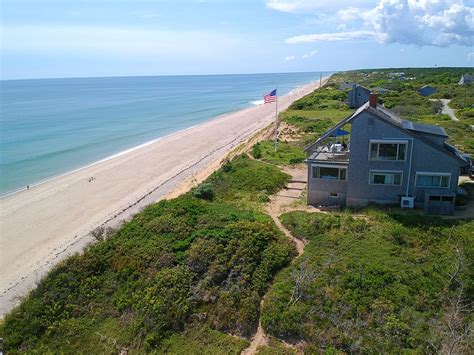 90 Cliff Road Wellfleet Ma 02667 Mls 22402268 Zillow