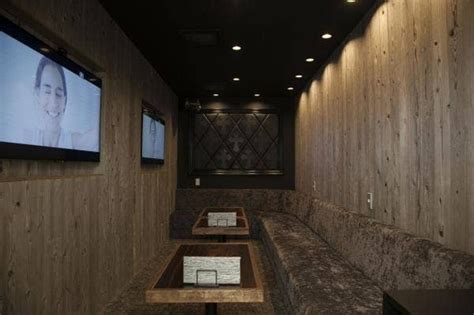 Lucky Monster 大阪市中央区東心斎橋バー Yahooマップ