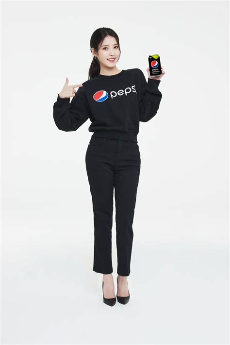 Iu Pepsi Zero Sugar 2023 Pepsi X Starship Campaign Concept Photo