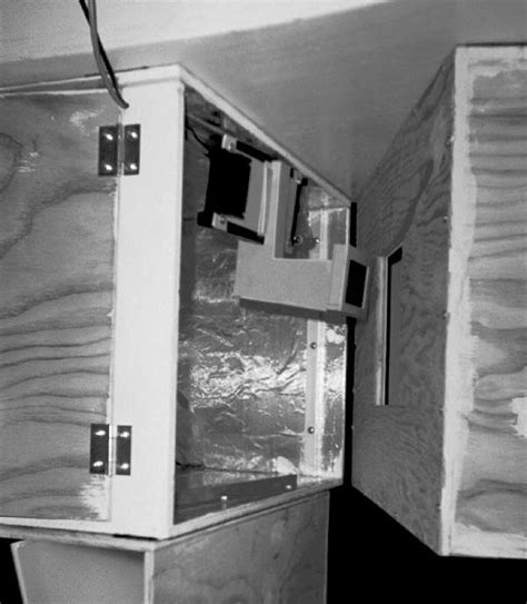 Shows The Light Source With The Mini LCD Monitor In Position To Mate With Download Scientific