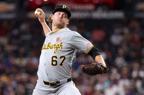 Pirates Braxton Ashcraft Has Live Sex Reveal During Game