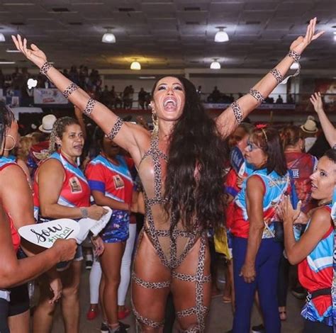 Gracyanne Barbosa perde posto de rainha da bateria na União da Ilha