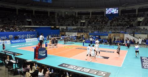 V리그 전반기 남자부 관중 235 증가최고 인기팀은 우리카드