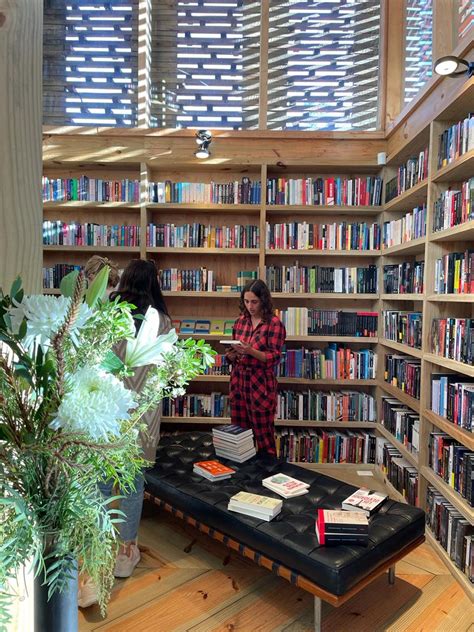 Los cinco recomendados de Agustina Cabrera Escaramuza Libros y café