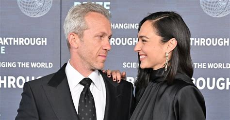 Who Is Gal Gadots Husband Wonder Woman Star And Jaron Varsano Welcome