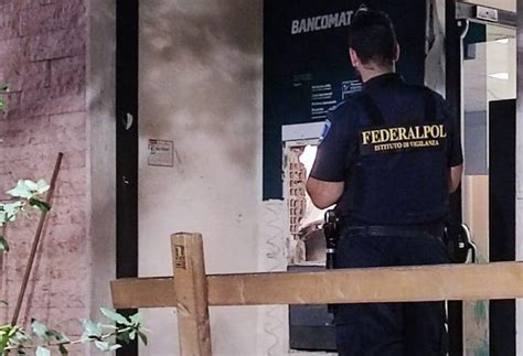 Atessa Colpo Con Esplosivo Al Bancomat Della Bper Rete8