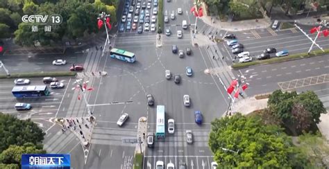 国庆假期预计自驾出行超八成，公众出行以旅游和探亲为主北京高峰客流