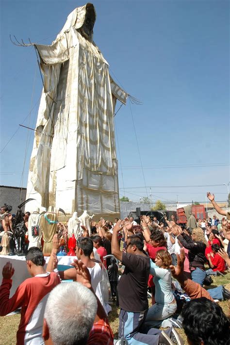 En dónde está la escultura de la Santa Muerte más grande del mundo que alberga México y cuánto
