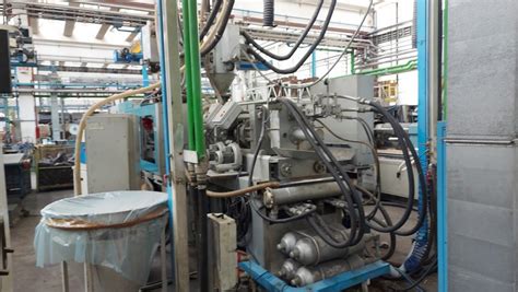 Lot Bmb Mc 270 Double Injection Molding Machine