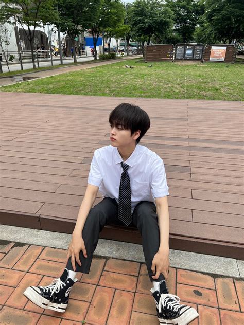 Cravity On Twitter 지금도 여전히 당신은 나의 빛🫶💕🍋 형준 크래비티