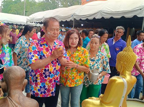 ประมวลภาพกิจกรรม วันผู้สูงอายุ ๑๔ เมษายน ๒๕๖๘ ณ วัดทุ่งเข็น วัด