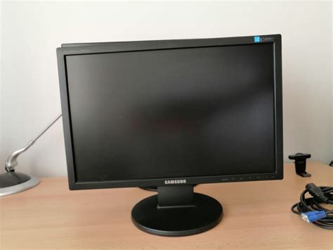 Samsung Syncmaster Monitor