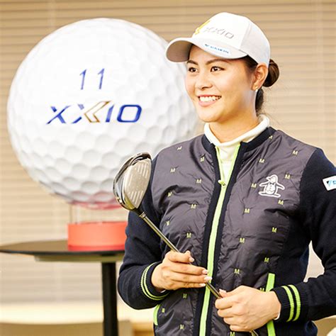 【xxio 11イベント】新垣比奈がトークショーでその性能に太鼓判！｜ゴルフダイジェスト・オンライン
