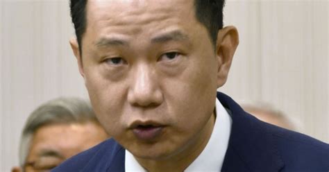 関係者は回避に必死だが二階元幹事長の三男・伸康氏が直面する世耕弘成氏との「熾烈な潰し合い」 Fridayデジタル