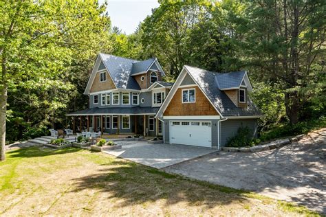 Metal Roofing Built For Calgary Edmonton Interlock®