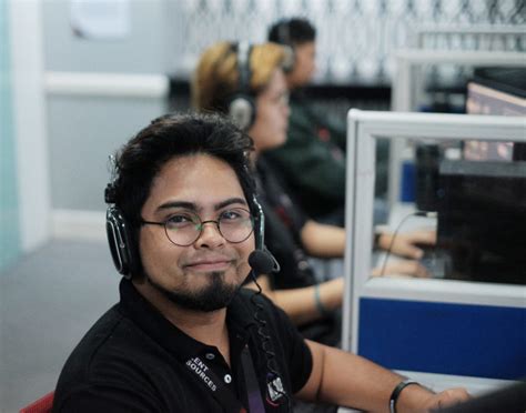 Difference Between CSR Call Center Agent Telemarketer