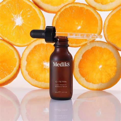 Сыворотка антиоксидантная с витамином С C-Tetra Medik8 30 мл - EKABEAUTY