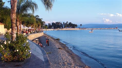 Top 8 Reasons Retirees Move To Lake Chapala Focus On Mexico