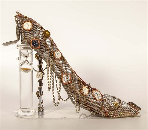 Las Cadenas del tiempo Colección zapatos de tacón Lanza Arte