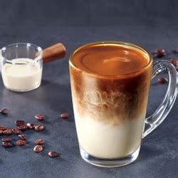 瑞幸咖啡饮品甜点 luckin coffee 瑞幸咖啡 瑞幸 丝绒拿铁多少钱 什么值得买