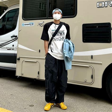 캑터스도넛마켓 반팔티 버뮤다팬츠 카고바지 남자 코디 네이버 블로그
