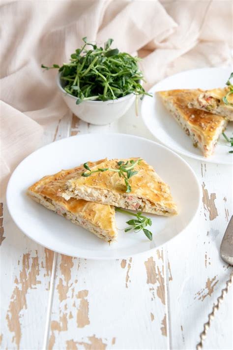 Torta Cozida Sementes De Sésamo E Hortaliças Imagem de Stock