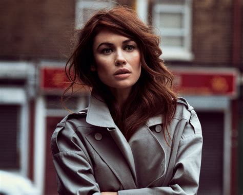 Download Wallpaper Portrait Makeup Actress Hairstyle Olga Kurylenko