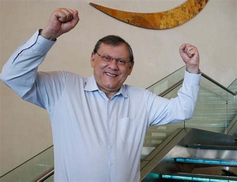 Milton Neves Sem Dúvidas Dorival é Mais Importante Do Que Jesus Na