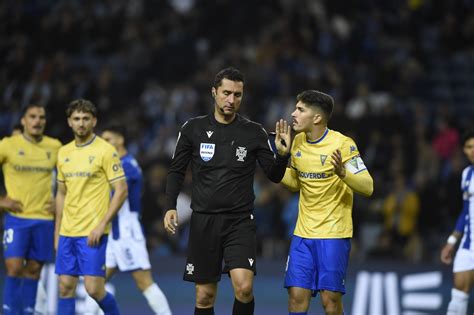 Comentários Duarte Gomes Analisa Arbitragem Do Fc Porto Estoril