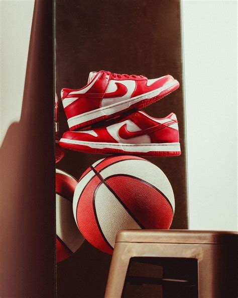 Кроссовки Женский Nike Искусственная кожа, размер 39 Шнурки купить c ...