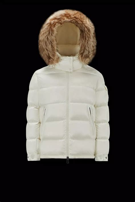 Все женские пуховики - Верхняя одежда | Moncler RU