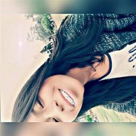 Alejandra Velasco Youtube