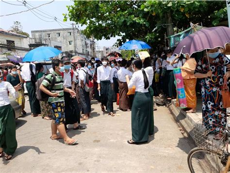 မရမ်းကုန်းမြို့နယ်၌ တက္ကသိုလ်ဝင်တန်းစာမေးပွဲ မြန်မာစာနေ့ ကျောင်းသား၊ က