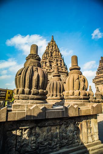 프 람 바 난 또는 Candi Rara Jonggrang 이다 힌두교 사원 화합물 자바 인도네시아 는 Trimurti 전용 창조