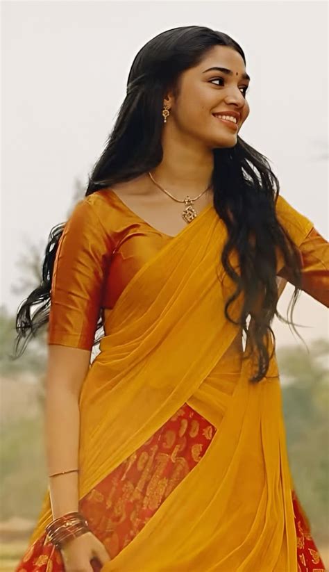 Krithi Shetty Beautiful Women Pictures Beautiful Indian Actress