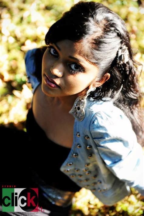 Ceylon Celebrities Kaushi Edi By Mahesh Arjuna