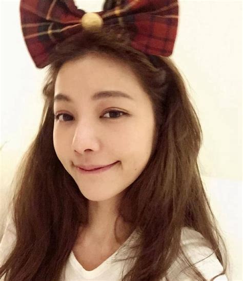 中荷混血美魔女許路兒，五官精緻，完全看不出已經40歲了！ 每日頭條