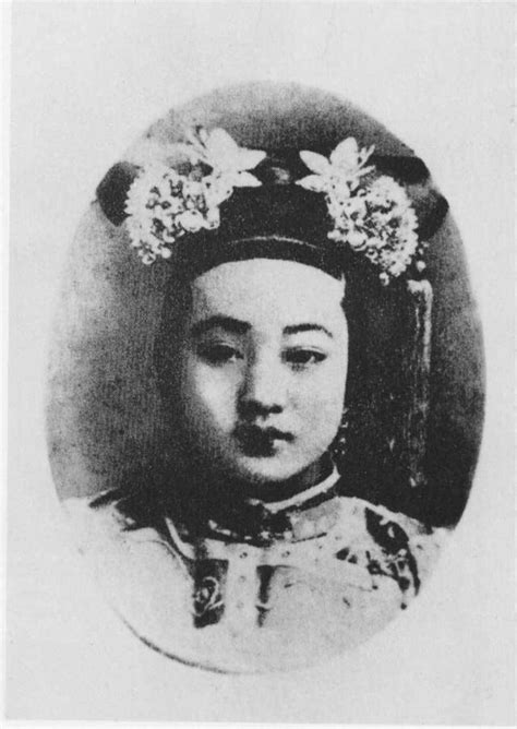 她是清朝最後的格格，活到了04年，臨終前說了溥儀沒勇氣說的話 每日頭條
