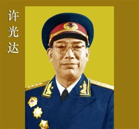 解放军67个军的首任主官，都被授予什么军衔？大将1人，上将12人军政委军长政治委员