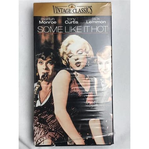 Some Like It Hot Vhs Marilyn Monroe Jack Lemmon Tony Curtis Classic