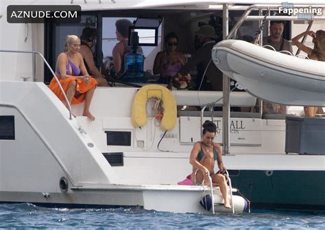 Erika Jayne Sexy Seen With Kyle Richards And Dorit Kemsley Showing Off